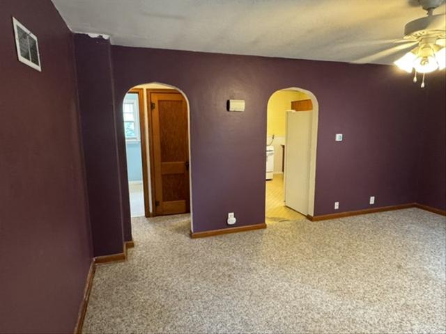 109 W Washington St