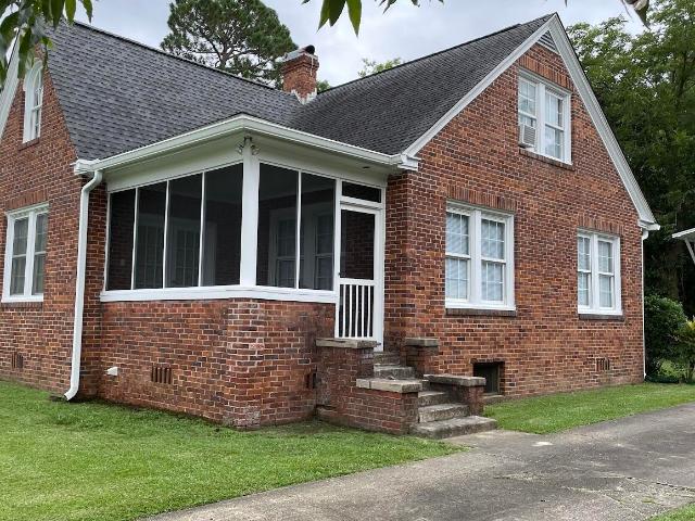 109 W Wyche Street
