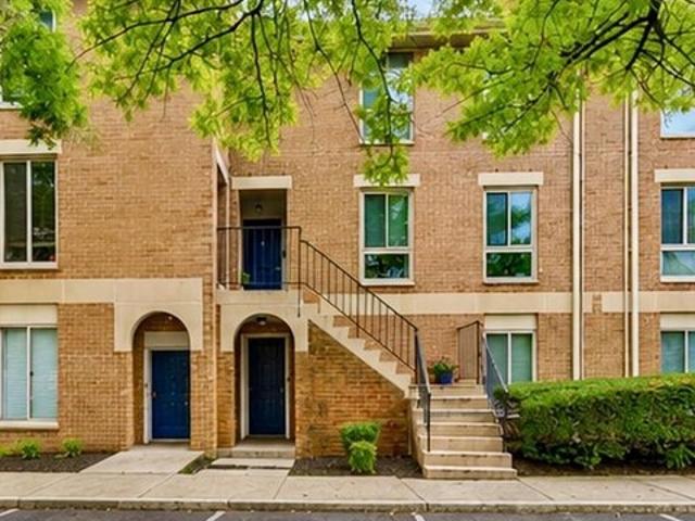 109 W Conway St, Baltimore, MD 21201