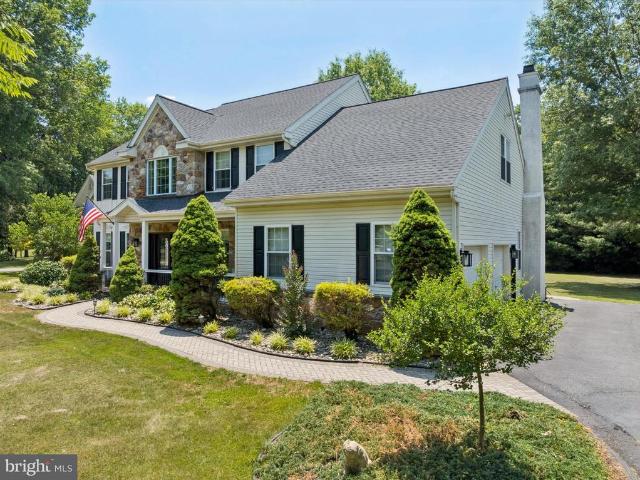 109 W Clay Creek Lane