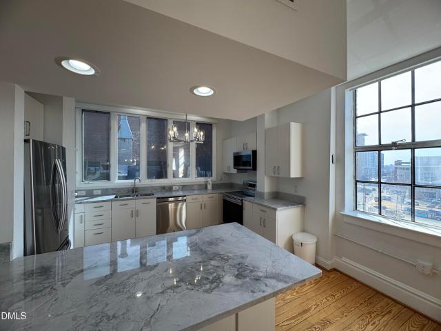 109 W Main Street 402
