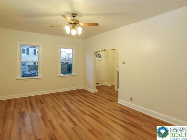 109 W Saint Joseph Street