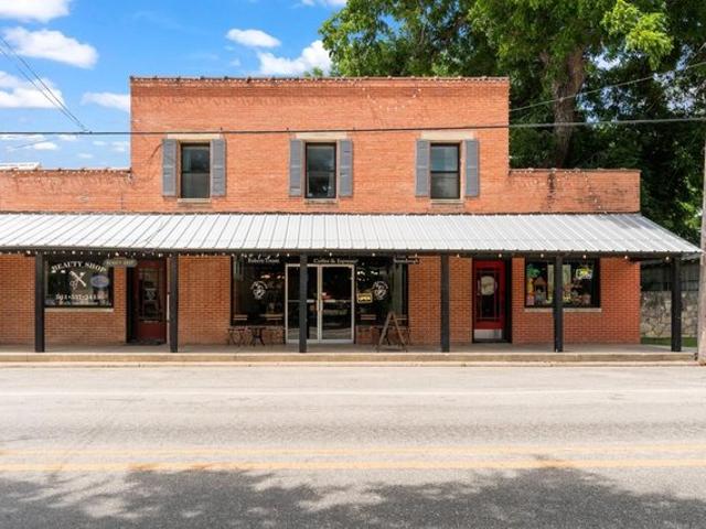 109 W Spring, Brackettville, TX 78832