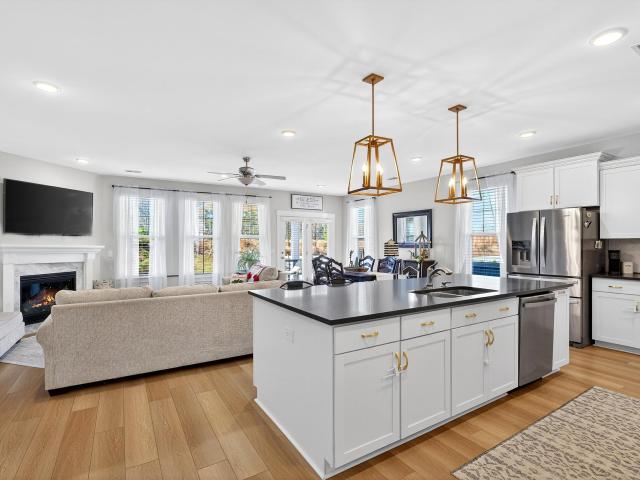 109 Woodcross Drive