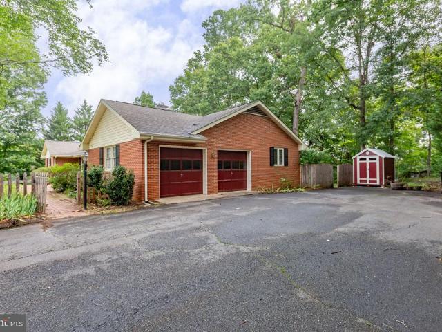 109 Woodland Road