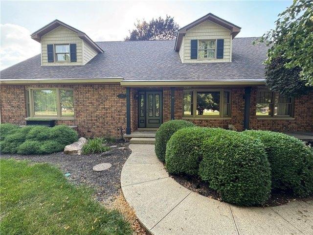 109 Woodlawn Dr, Chrisman, IL 61924