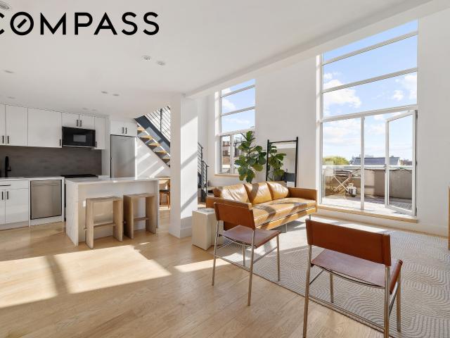 109 Waverly Avenue, Brooklyn, NY