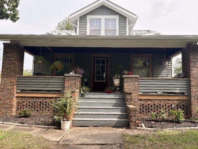 109 Washington St, Benson, IL 61516