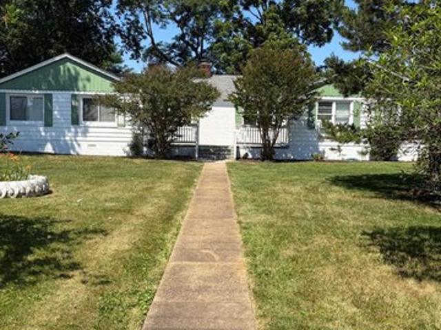 109 Washington St NE, Leesburg, VA 20176