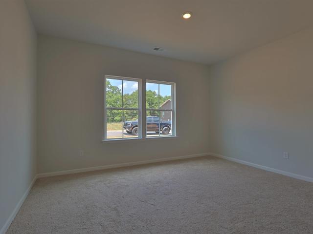 109 White Fields Avenue