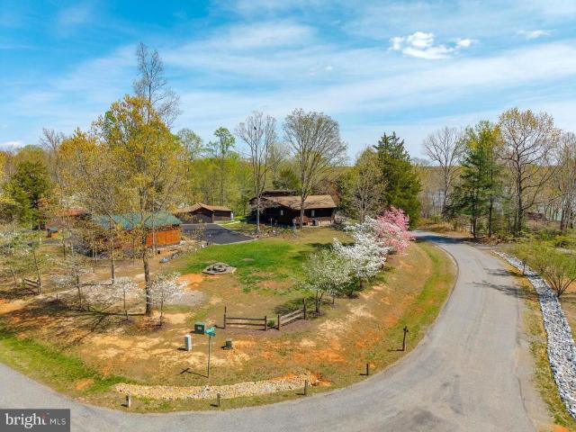 109 White Oak Drive