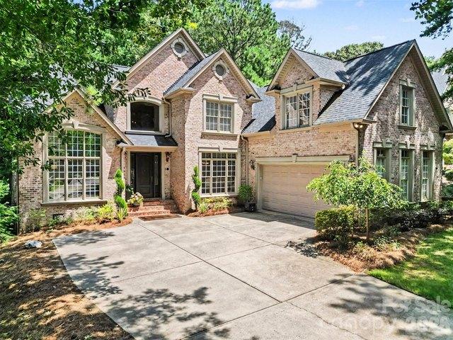 109 Whiterock Dr, Mount Holly, NC 28120