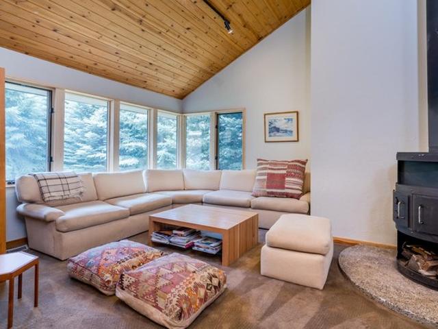 109 Willoway Rd, Hailey, ID 83333
