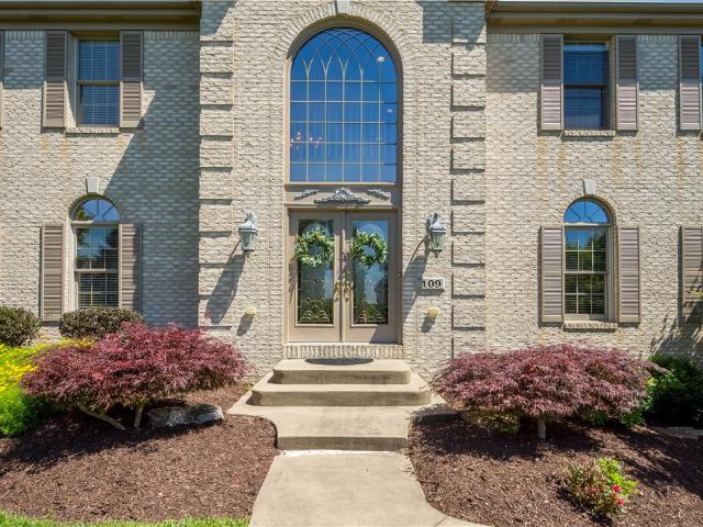 109 Windermere Ct