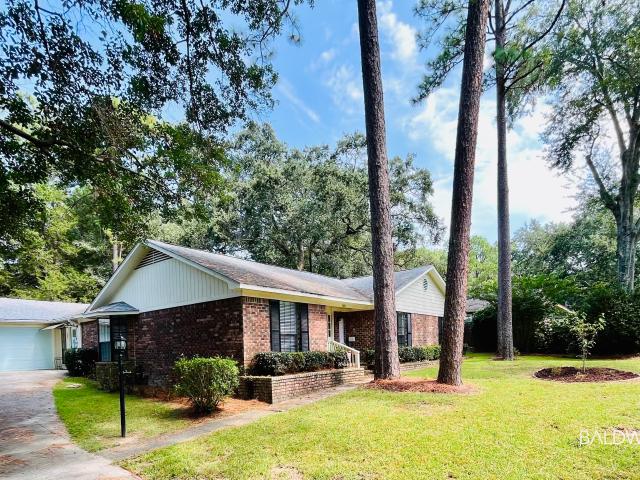 109 Windsor Court