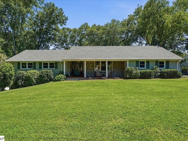 109 Trafalgar Rd, Greenville, SC 29617