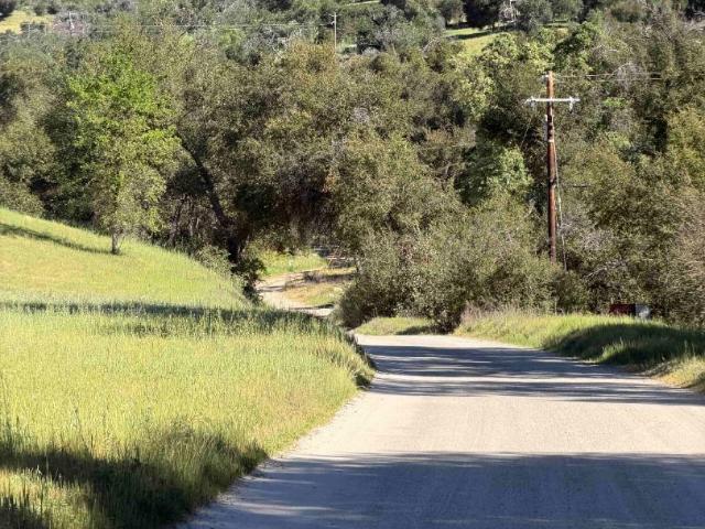 109 Trampa Canyon Rd, Carmel Valley, CA 93924 | MLS #ML82040 | Compass