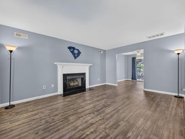 109 Twin Falls Drive