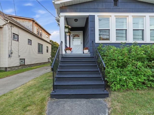 109 Victory Avenue