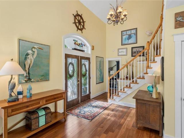 109 Vreeland DR