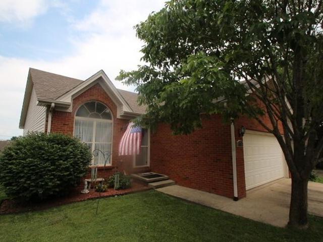 109 Yorkshire Dr, Lawrenceburg, KY 40342