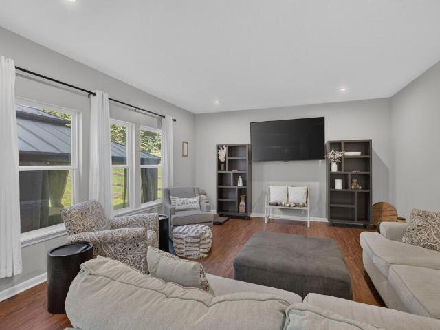 109 Zinfandel Lane