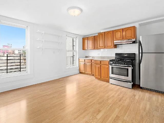 10 13 47th Avenue, Queens, NY