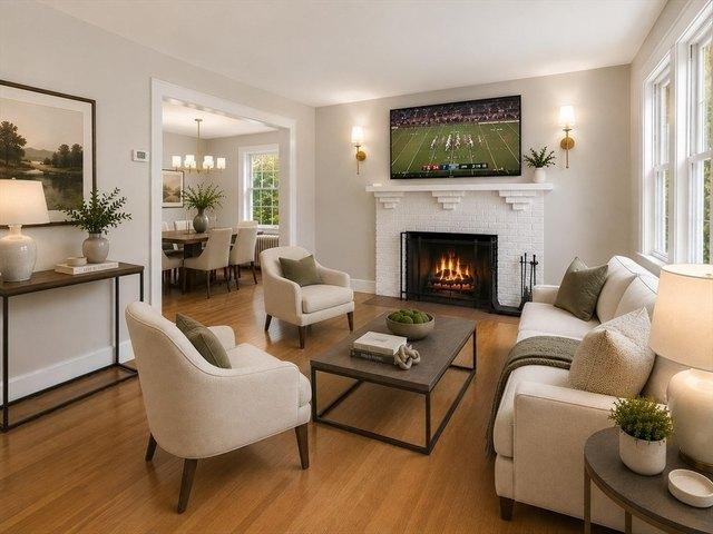 10 12 Auburn St, Waltham, MA 02453