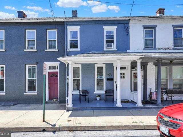 10 1/2 S 5Th Street