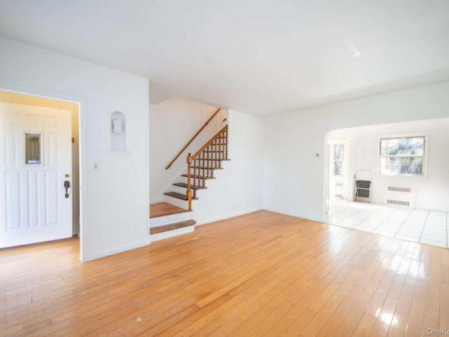 10 25 th Street