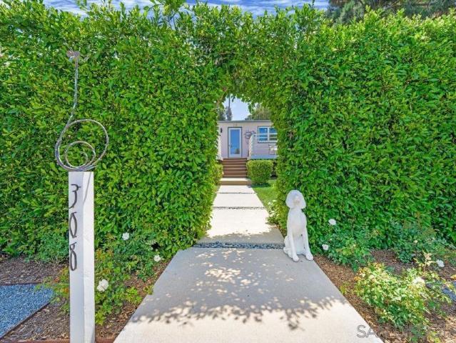 10 308 Glenmont Dr