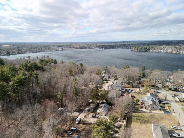 10 3rd St, Amesbury, MA 01913 | Compass