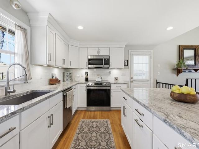 10 Tabor Rd, Enfield, CT 06082