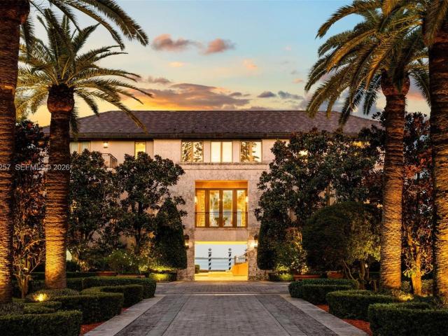 10 Tahiti Beach Island Rd, Coral Gables, FL 33143 | MLS #A11971 | Compass
