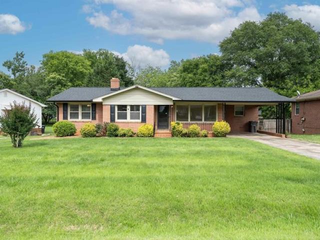 10 Templewood Dr, Greenville, SC 29611