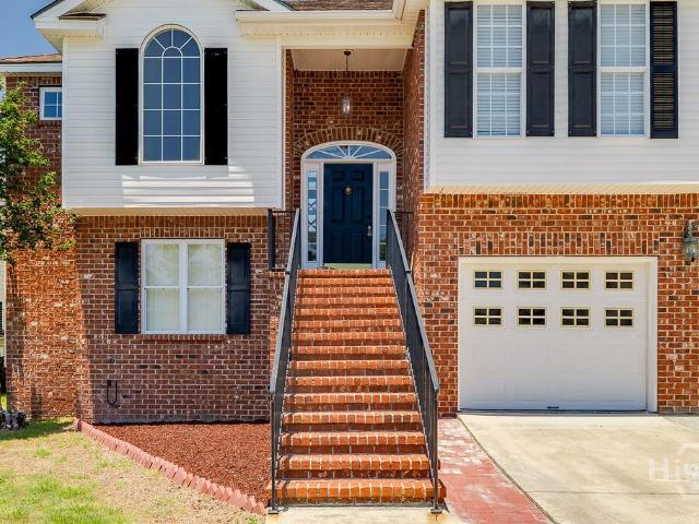 10 Teakwood Drive