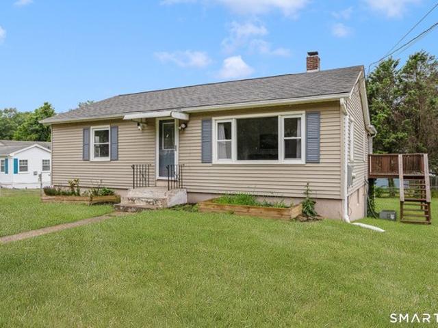 10 Teddy Ln, Norwich, CT 06360