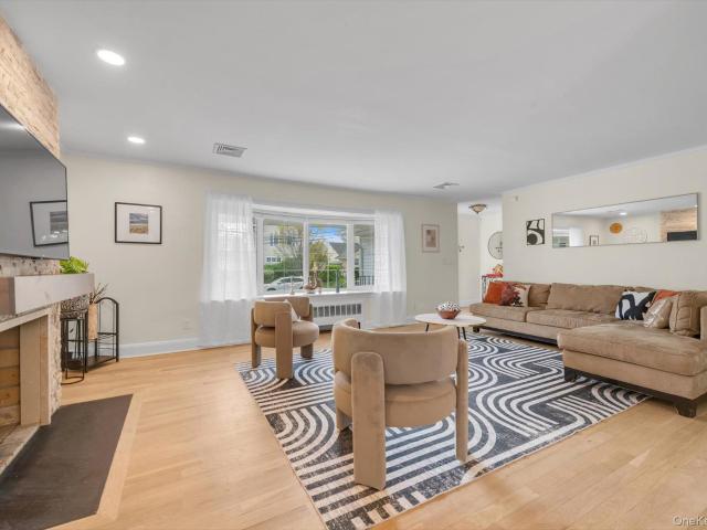 10 Thompson Drive