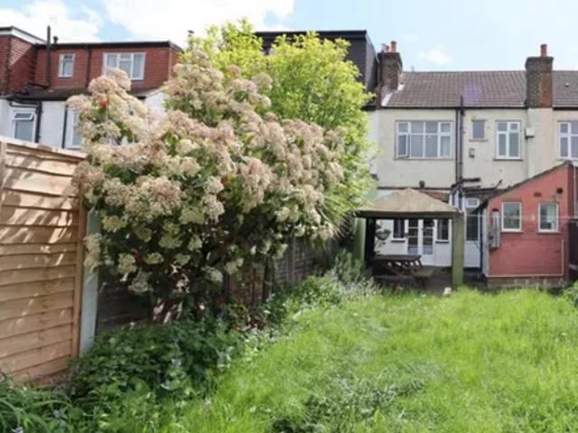10 The Ride, London, TW8 9LA, United Kingdom | Room for rent #154573415 | Rentberry