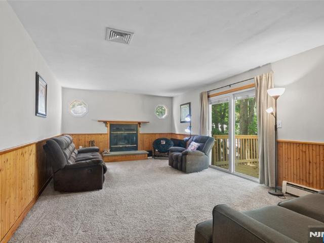 10 Tice Road