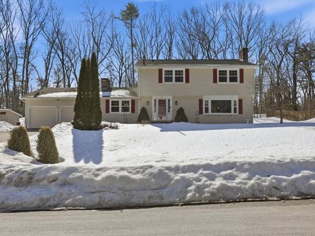 10 Todd Rd, Nashua, NH 03064