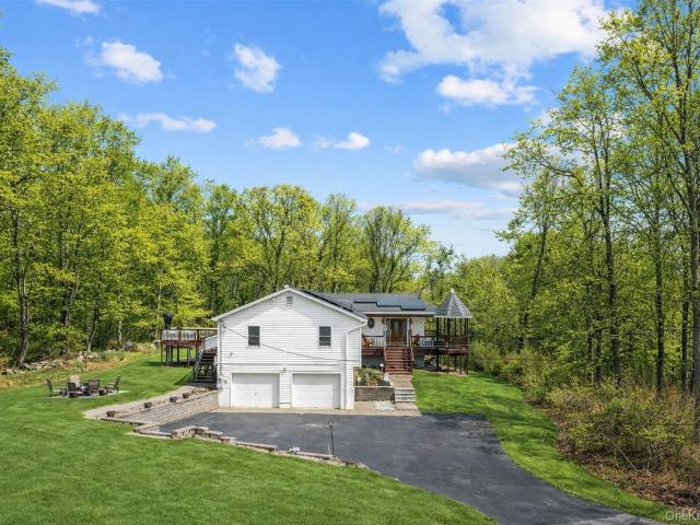 10 Vernon Drive