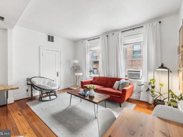 10 W Madison Street # 31