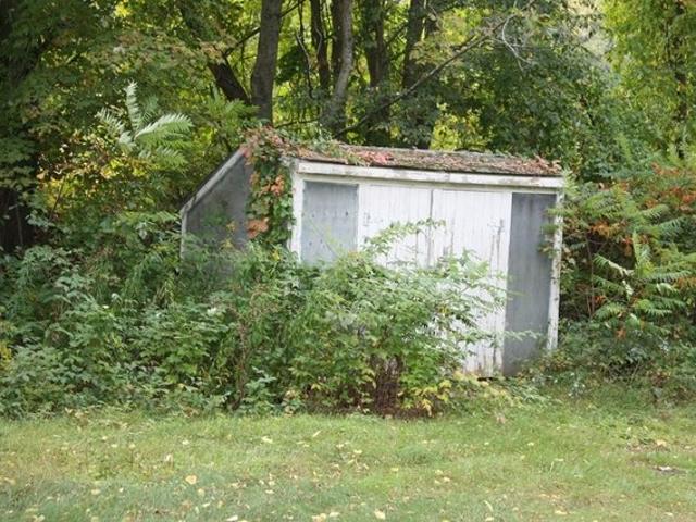 10 W Main St, Erving, MA 01344