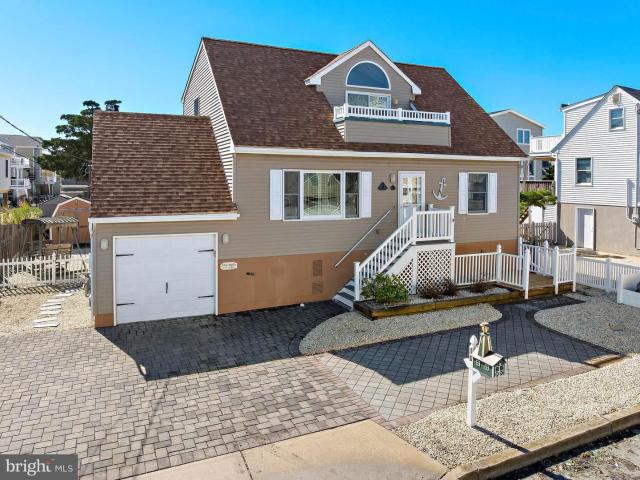 10 W Mermaid Ln, Long Beach Township, NJ