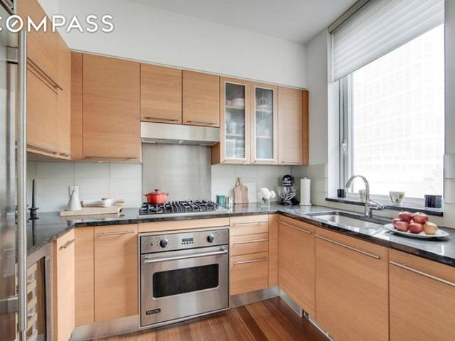 10 W End Ave Apt 4J, Manhattan, NY 10023
