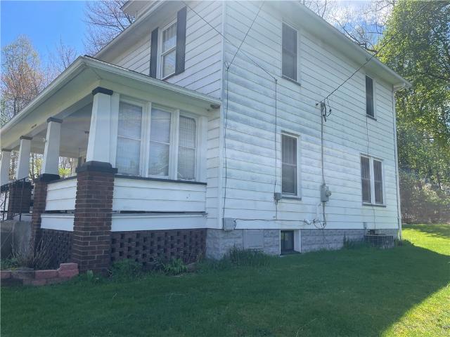 10 W Forest Street