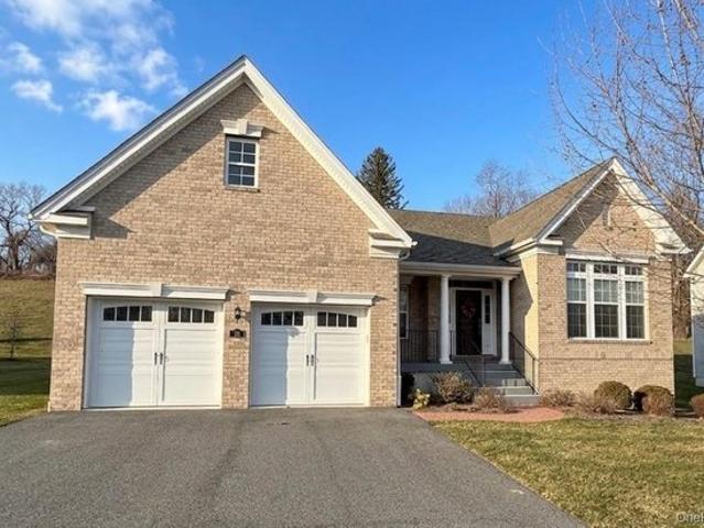10 W Tilden Pl, Hopewell Junction, NY 12533