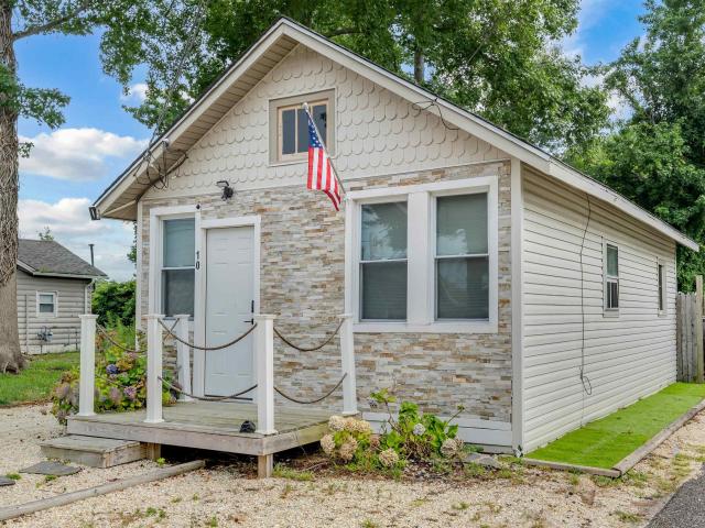 10 W Virginia Avenue