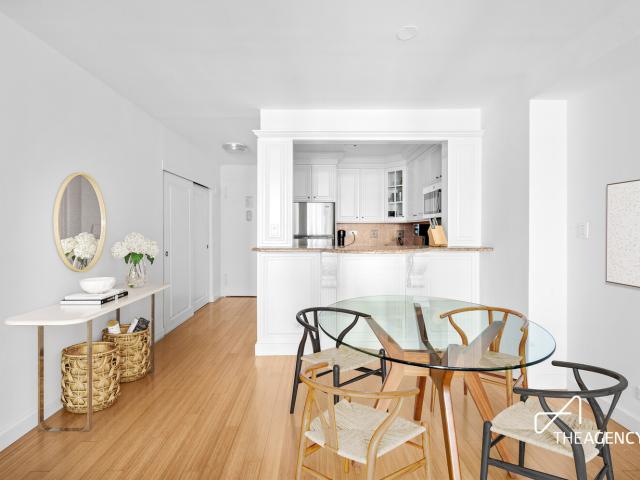 10 W 15TH Street 723